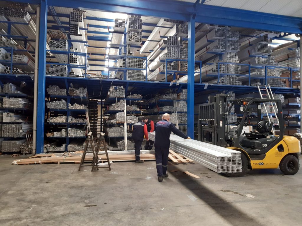 Otomat Alüminyum Alüminyum Merdiven İskele İzmir led profil izmir saray ...